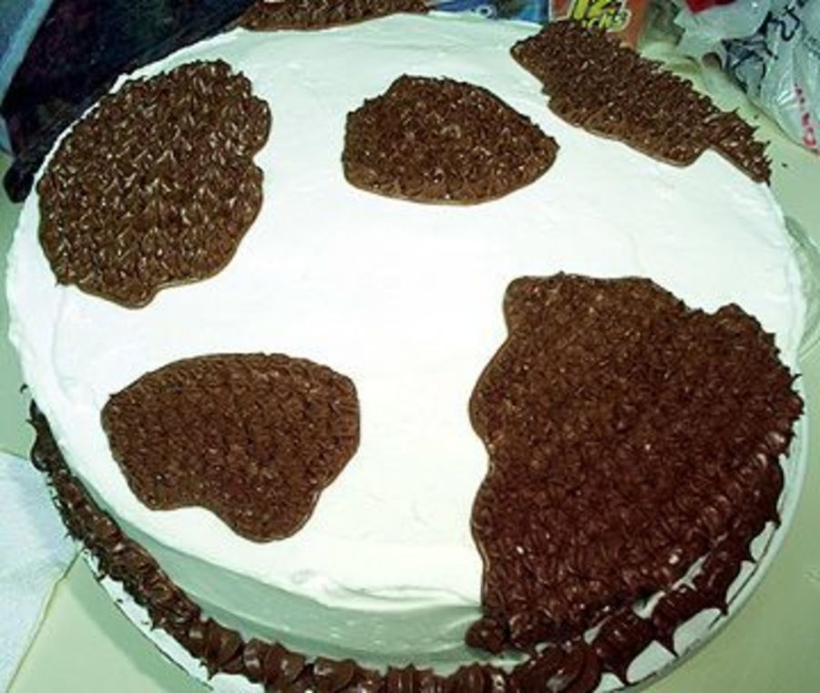 Cow-Spotted Cake - CakeCentral.com