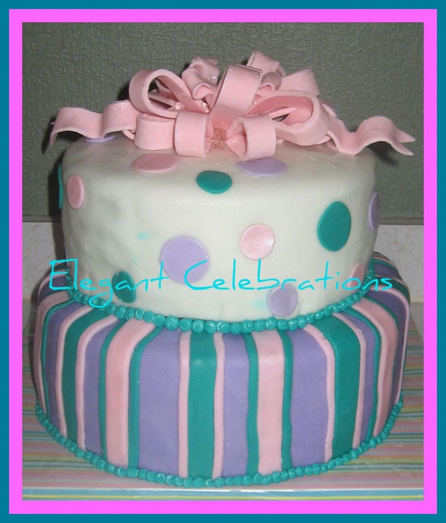 Dots And Stripes Graduation - CakeCentral.com