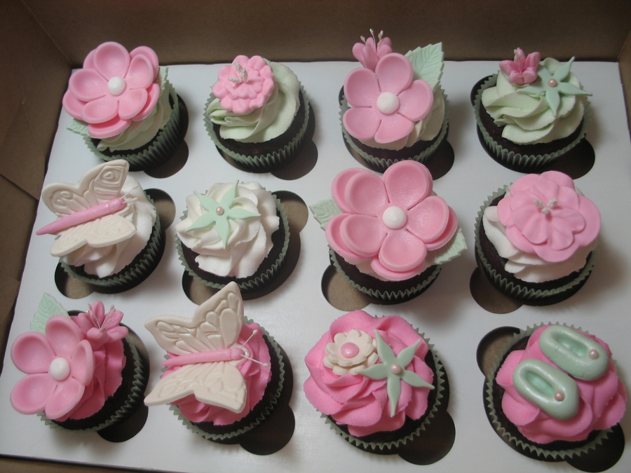 Fairy Cuppies - CakeCentral.com