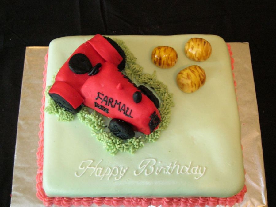 Farmall Tractor Cake - CakeCentral.com