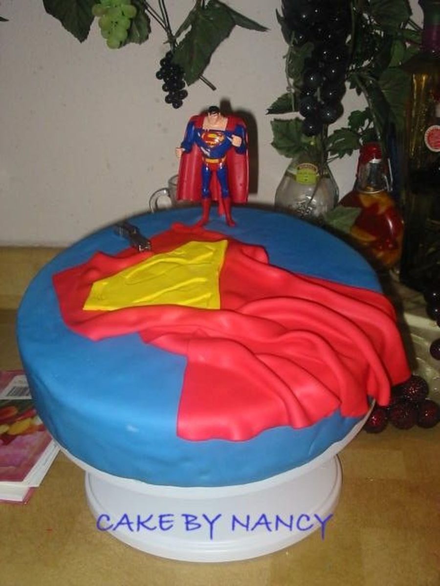 Superman - CakeCentral.com