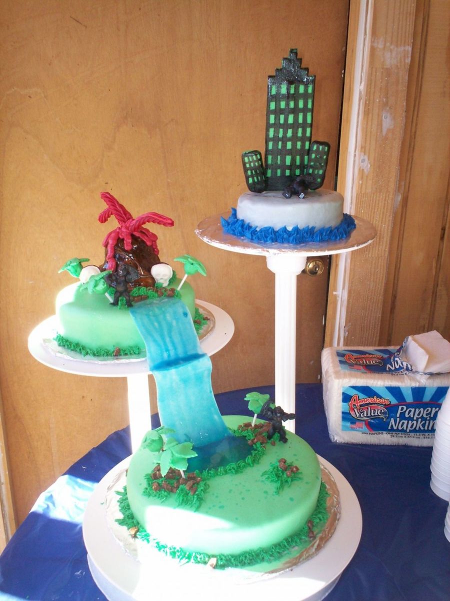 King Kong Cake - CakeCentral.com
