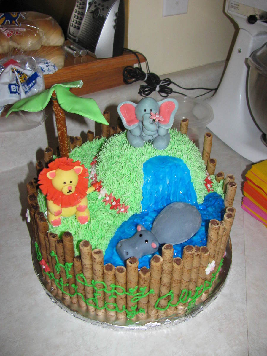Zoo Cake - CakeCentral.com