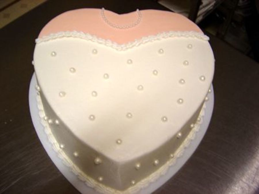 Brides Heart Dress - CakeCentral.com