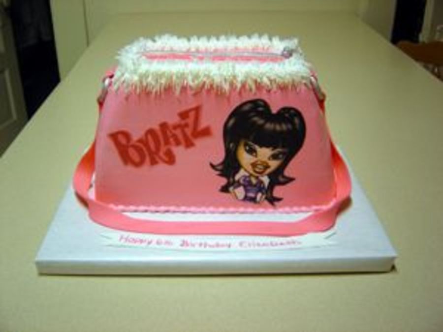 Bratz Purse - CakeCentral.com
