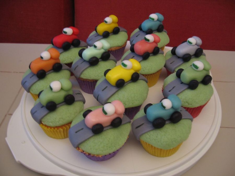Race Car Cupcakes - CakeCentral.com
