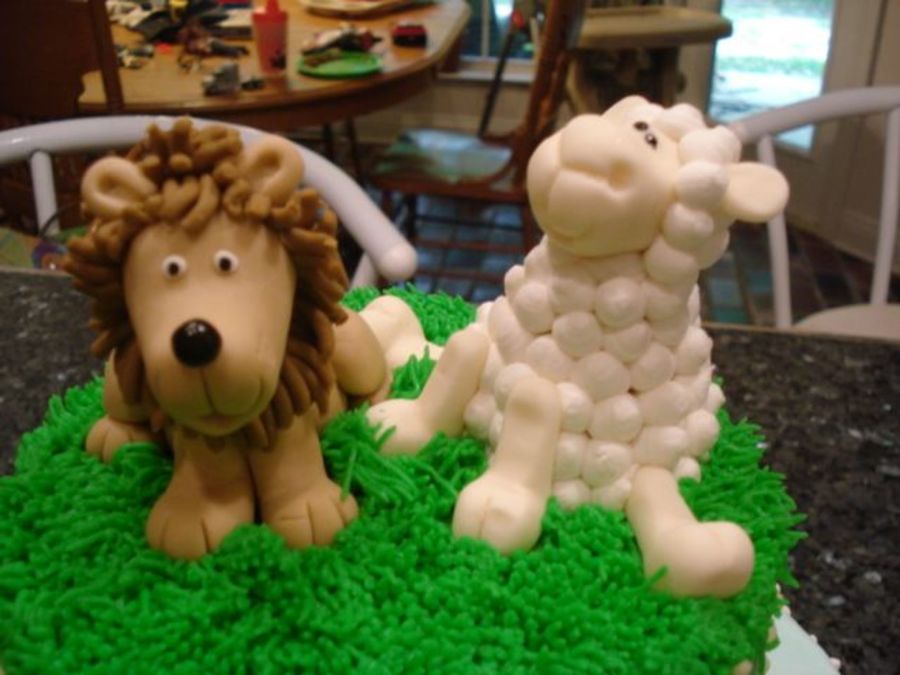 Lion & Lamb Easter Cake - CakeCentral.com