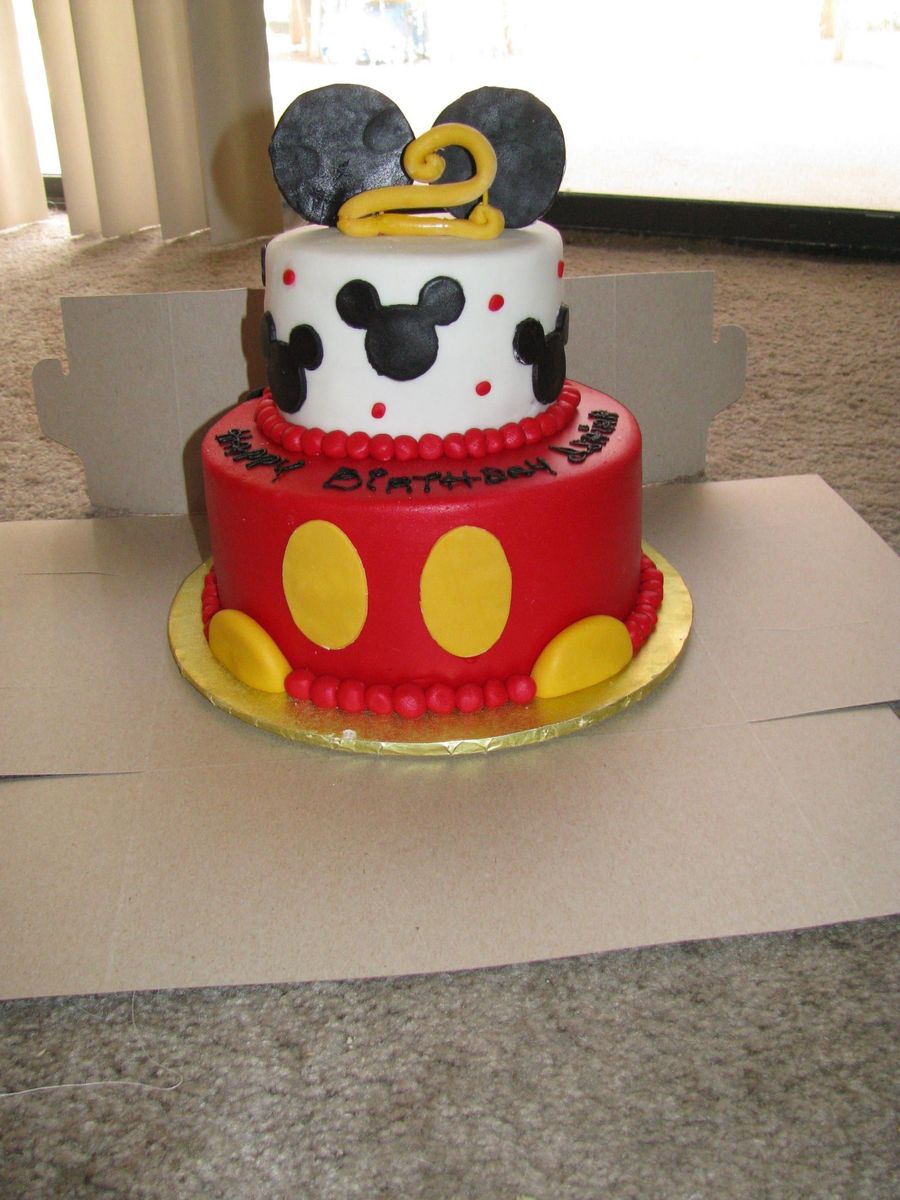 Mickey Cake - CakeCentral.com