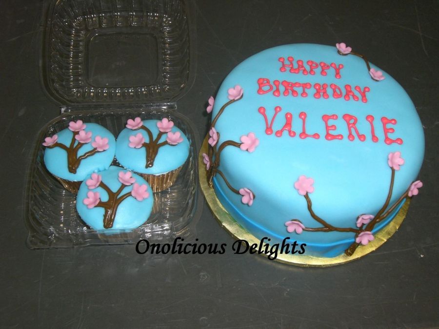 Val's Cake - CakeCentral.com