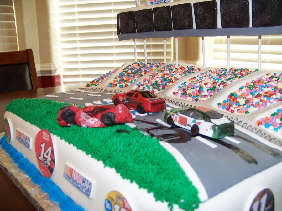 Nascar Cake - CakeCentral.com