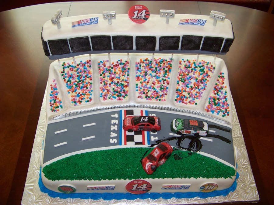 Nascar Cake - CakeCentral.com
