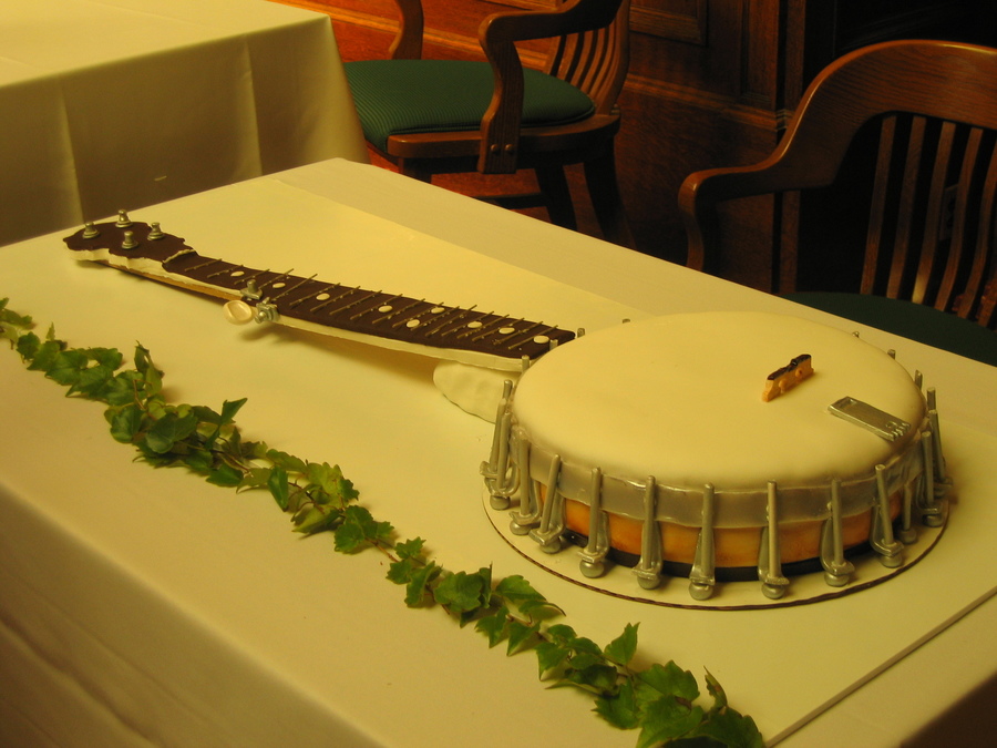 Banjo - CakeCentral.com