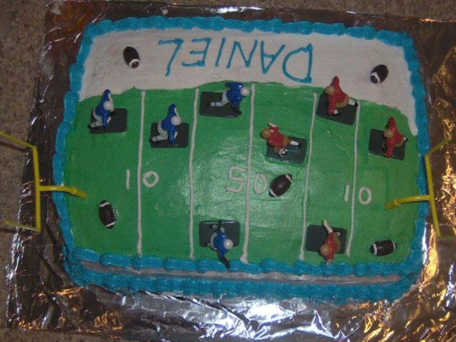 Football Playing Field - CakeCentral.com