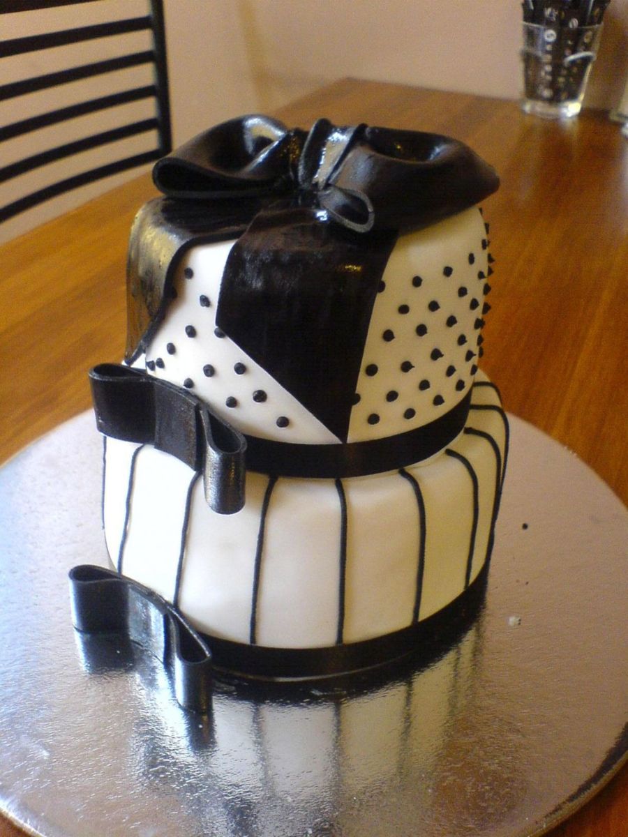 27Th Birthday Cake - CakeCentral.com