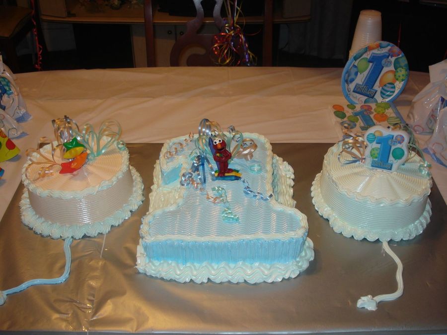 Primer Anito - CakeCentral.com