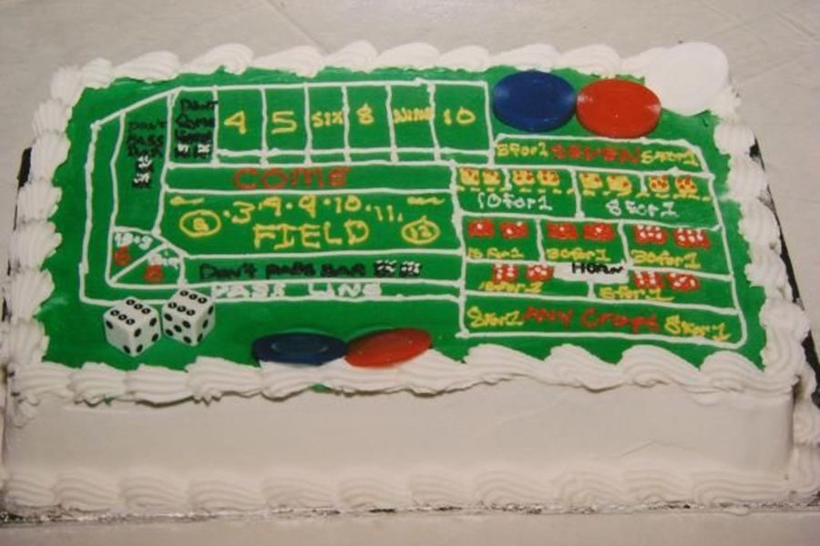 Craps Table - CakeCentral.com