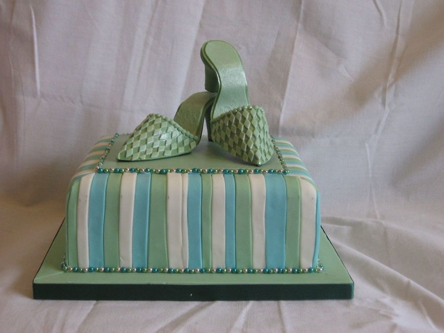 Shoe Cake. - CakeCentral.com