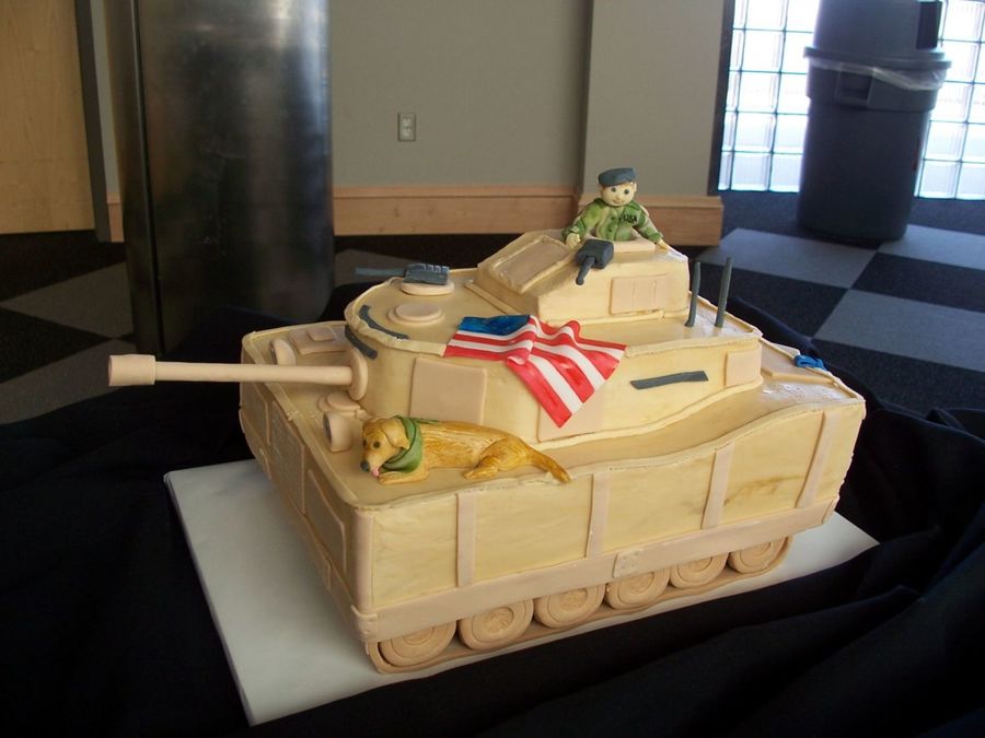 Army Tank - CakeCentral.com
