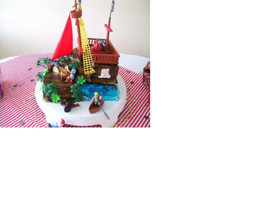 Xaviercake.jpg - CakeCentral.com