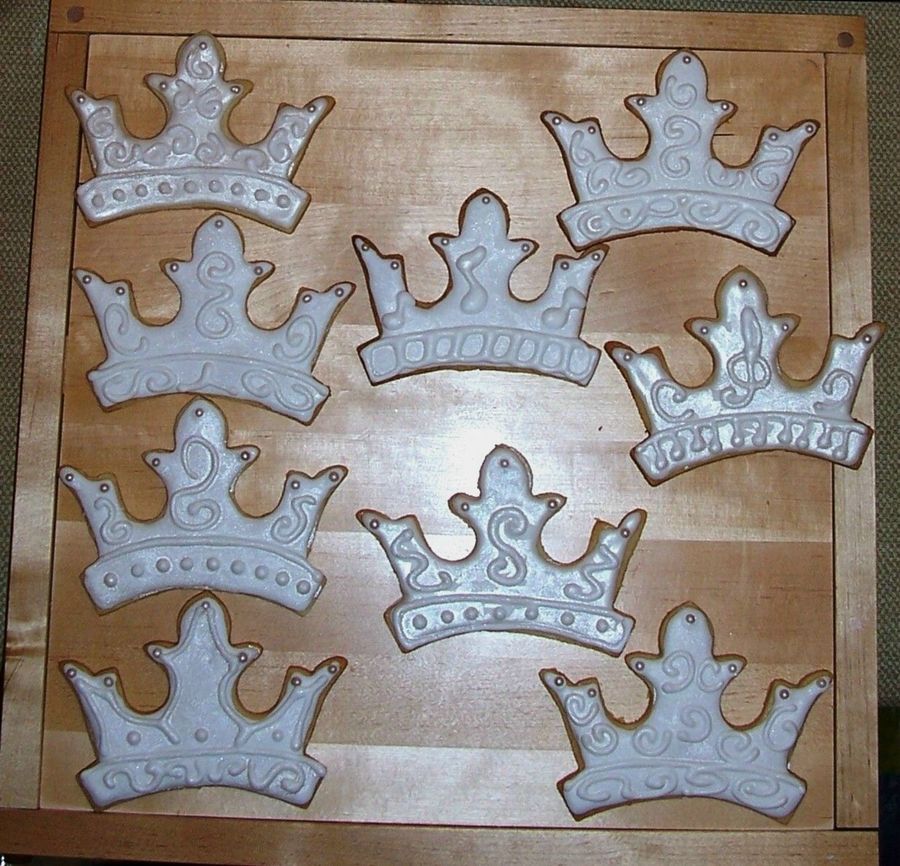 Crown Cookies - CakeCentral.com