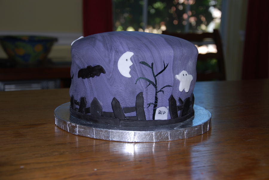 Spooky Graveyard - CakeCentral.com