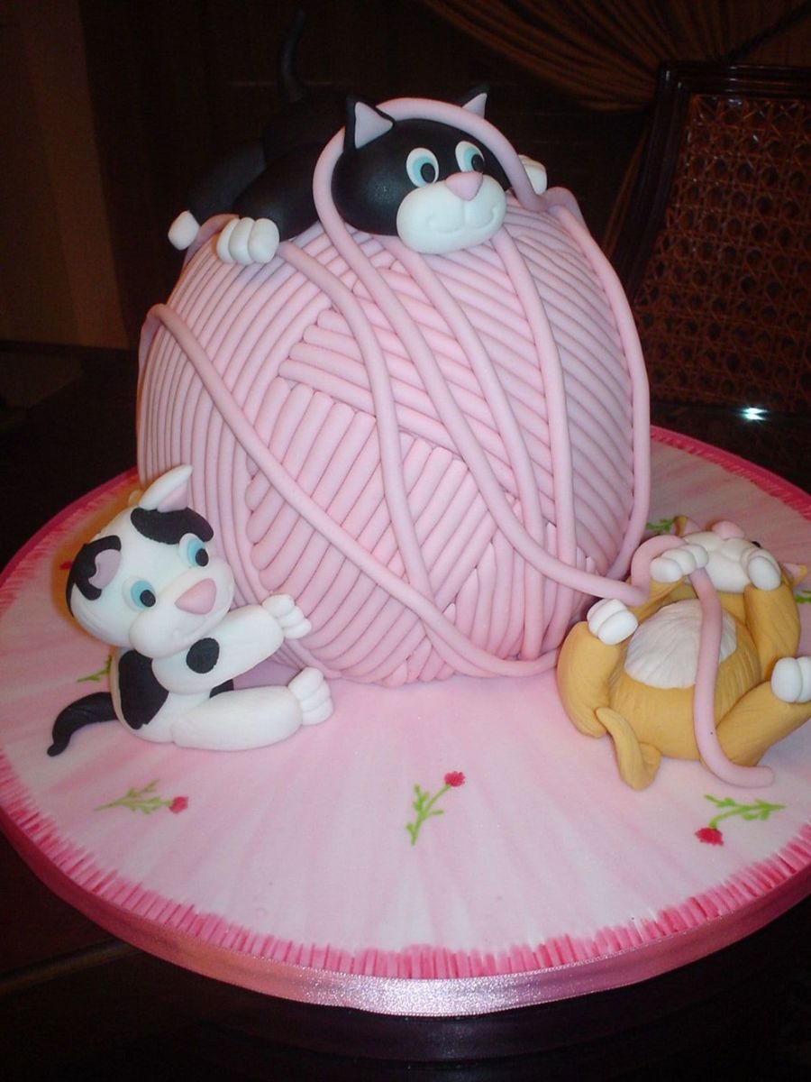 Kitten - CakeCentral.com