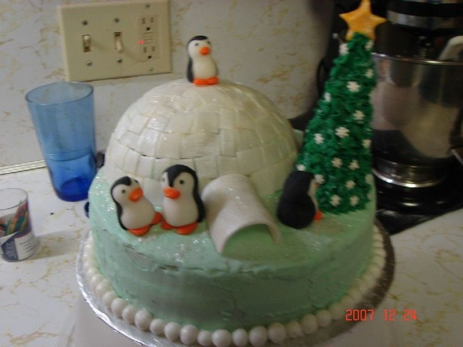 Penguins! - CakeCentral.com
