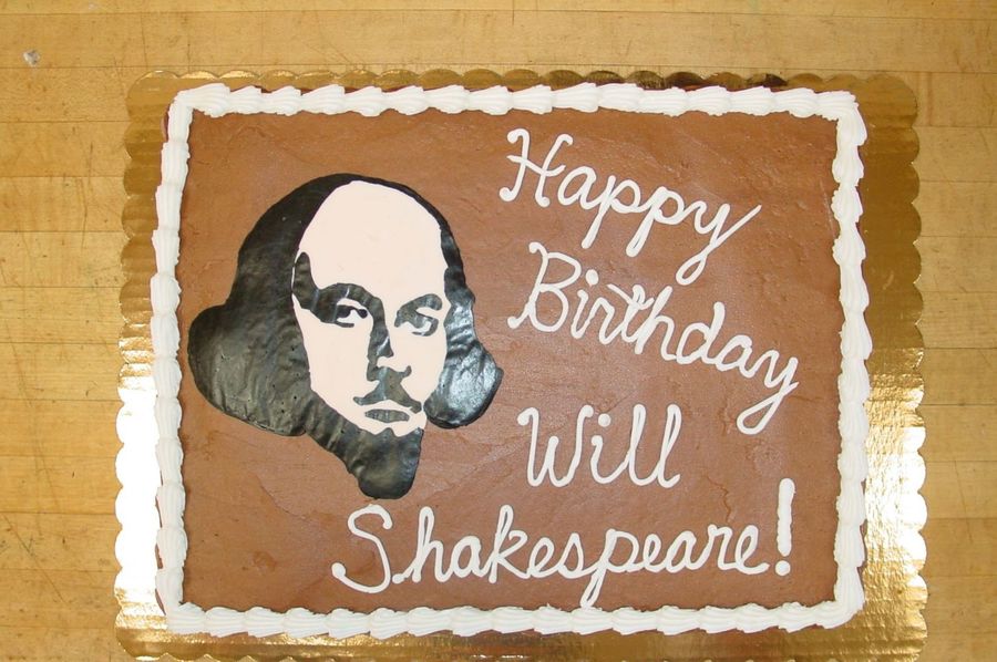 Shakespeare's Birthday Cake - CakeCentral.com