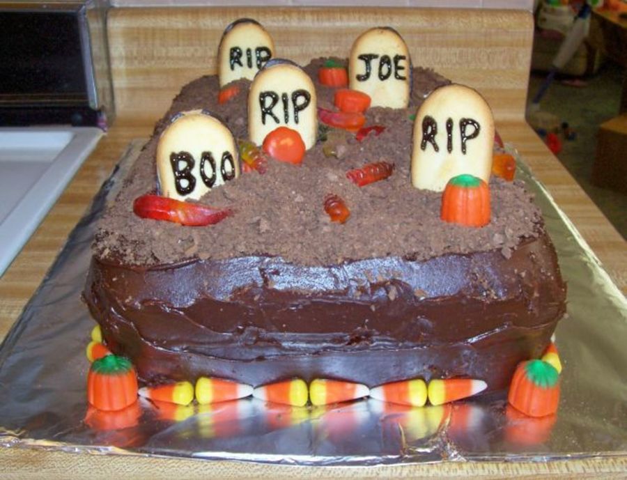 Graveyard Cake - CakeCentral.com