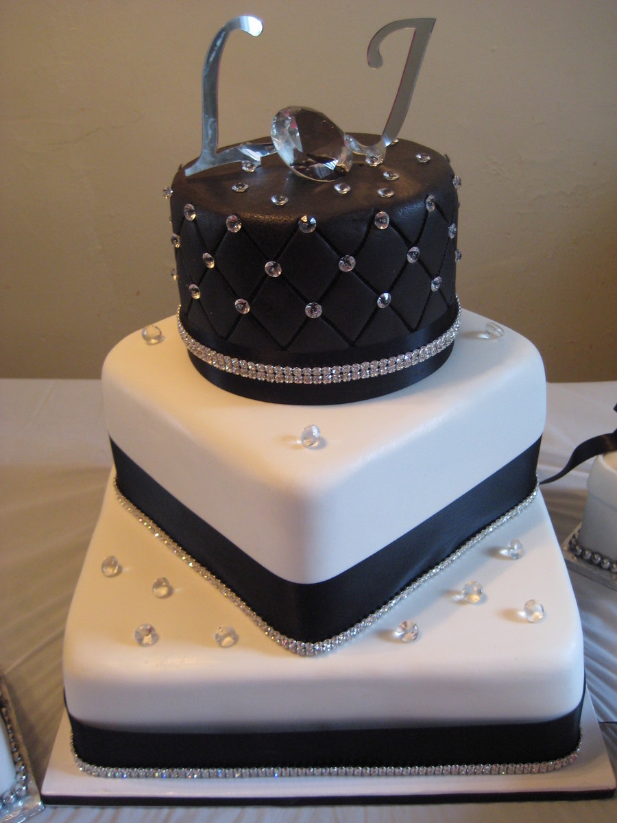 Two Diva's Birthday Cake - CakeCentral.com