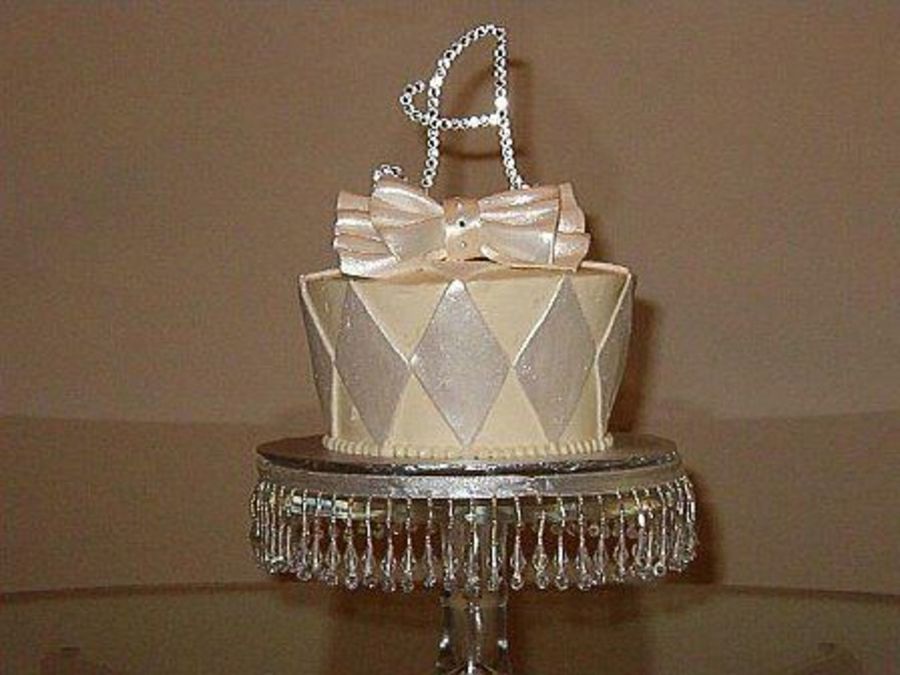 Fondant Diamonds With Monogram - CakeCentral.com