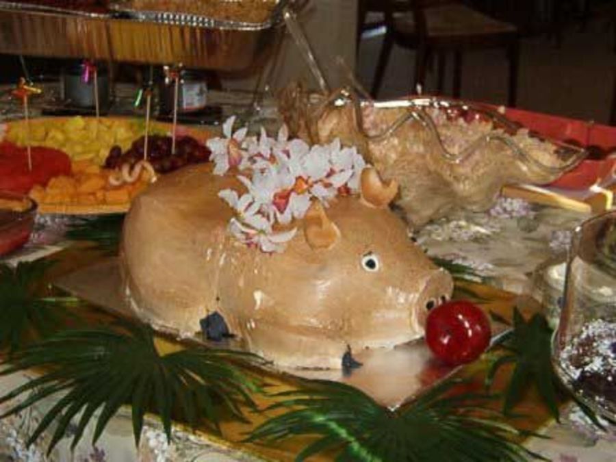 Edible The Pig - CakeCentral.com