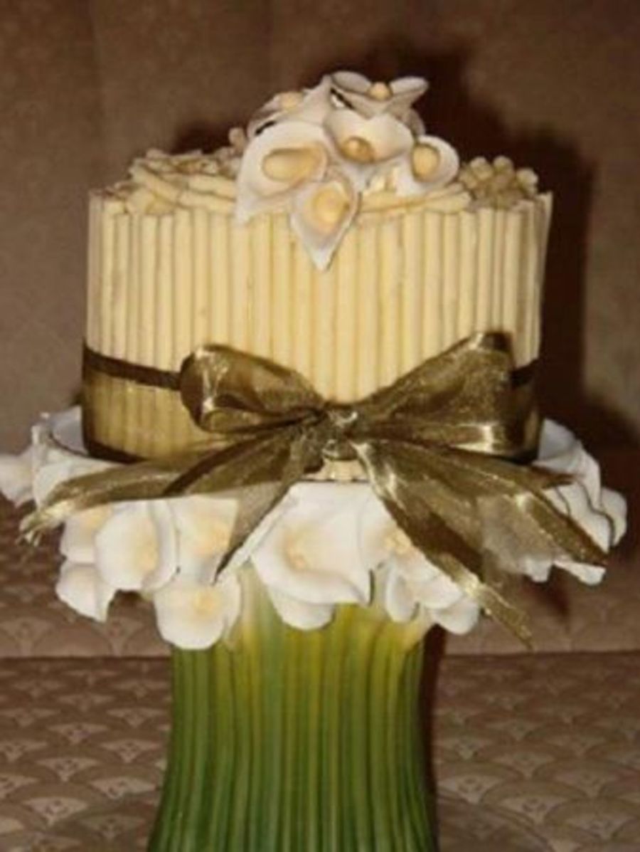 Calla Lily Sample Cake With Chocolate Cigarellos - CakeCentral.com
