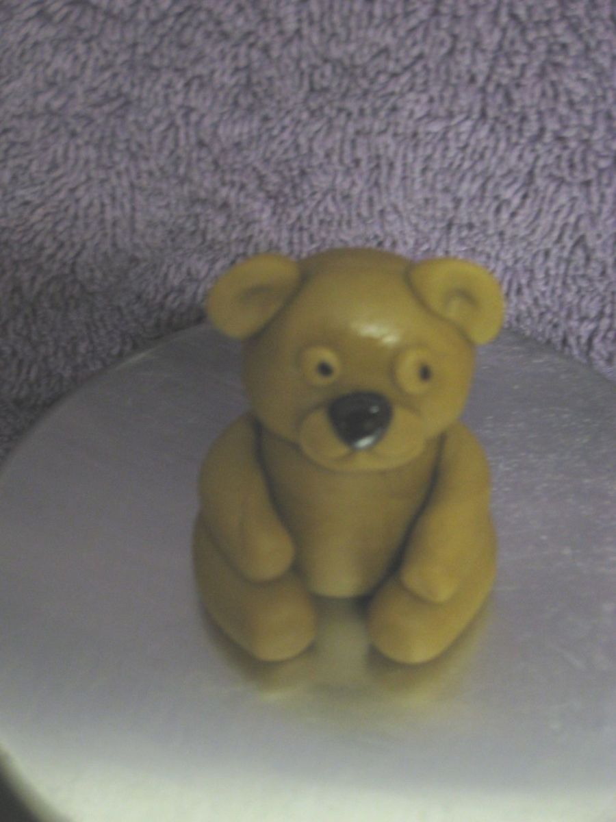Fondant Teddy Bear - CakeCentral.com