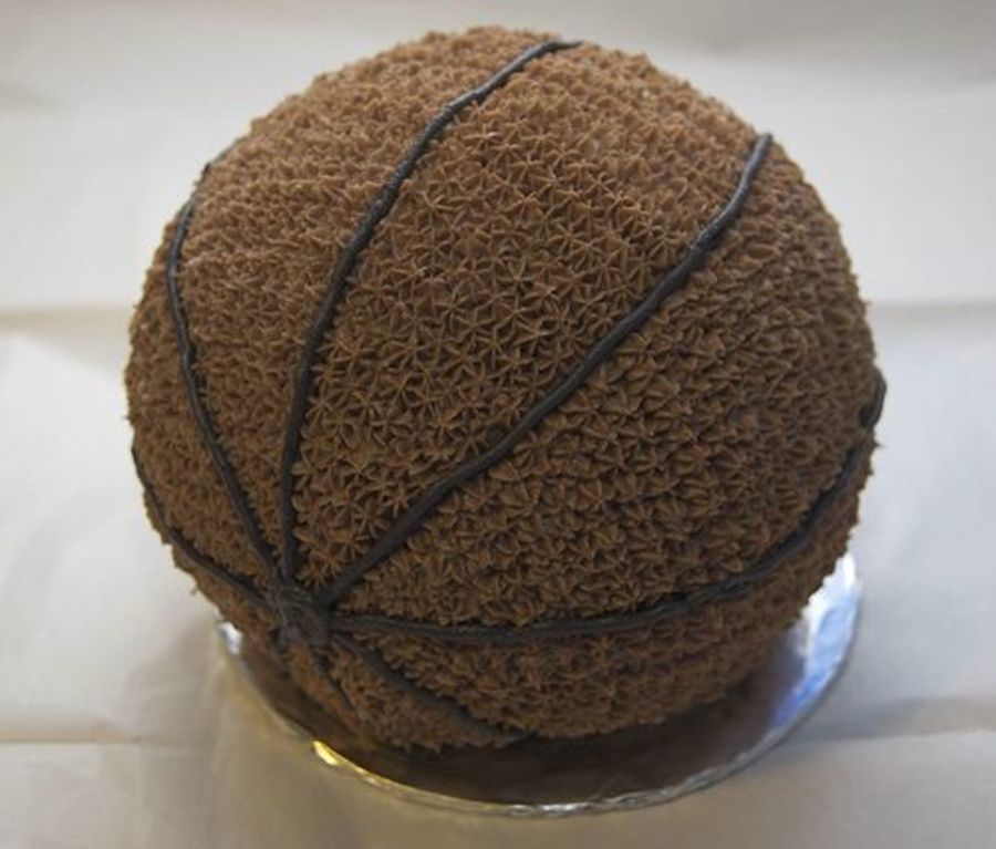 Basketball Cake - CakeCentral.com