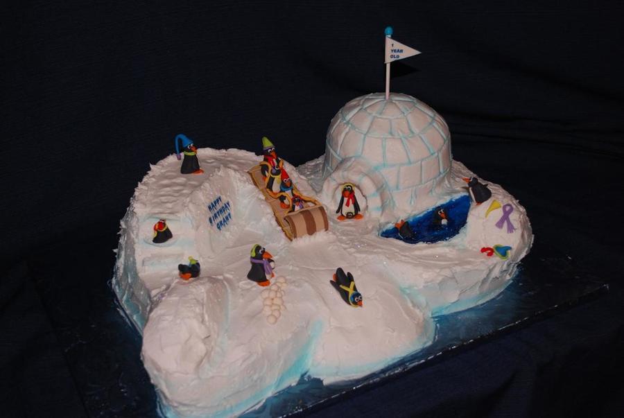 Penguin Playground - CakeCentral.com