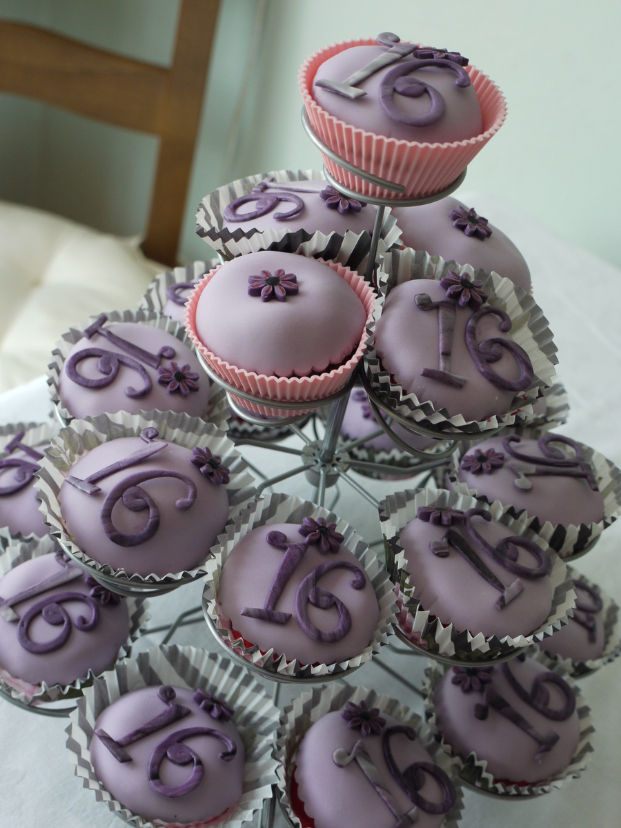 Sweet 16 Cupcakes - CakeCentral.com