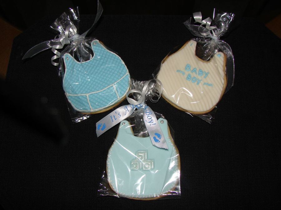 Baby Bibs - CakeCentral.com