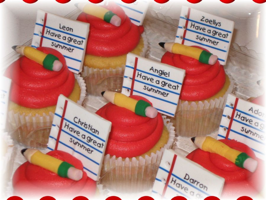 End Of Year School Treats - CakeCentral.com