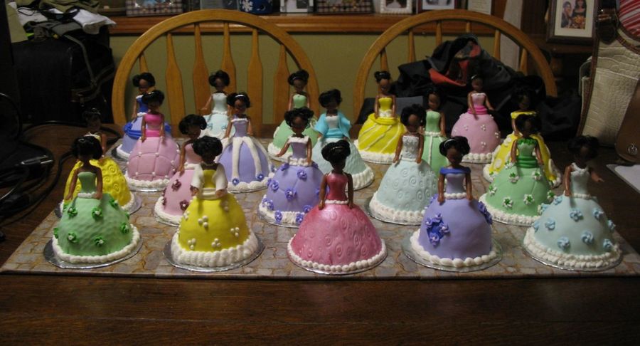 Mini Barbie Cakes - CakeCentral.com
