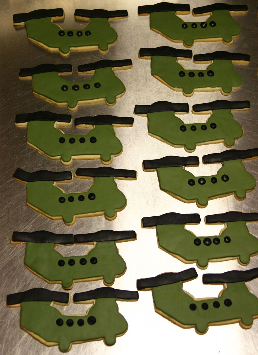 Chinook Ch47 Helicopter Cookies - CakeCentral.com