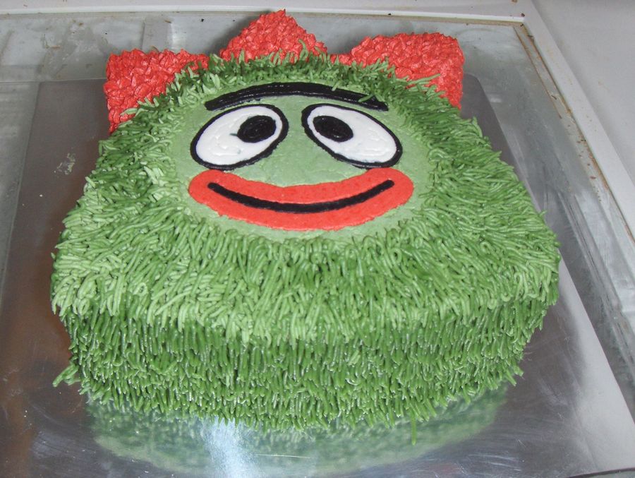 Brobee Smash Cake - CakeCentral.com