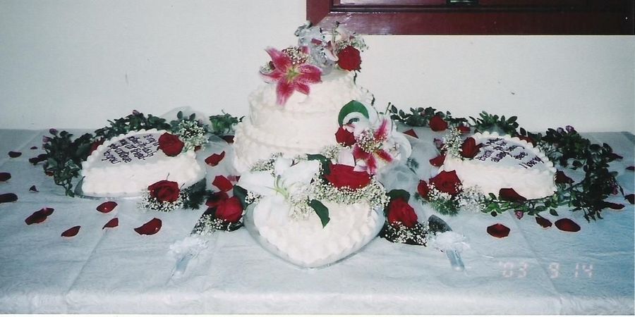 Ruben__Rose.jpg - CakeCentral.com