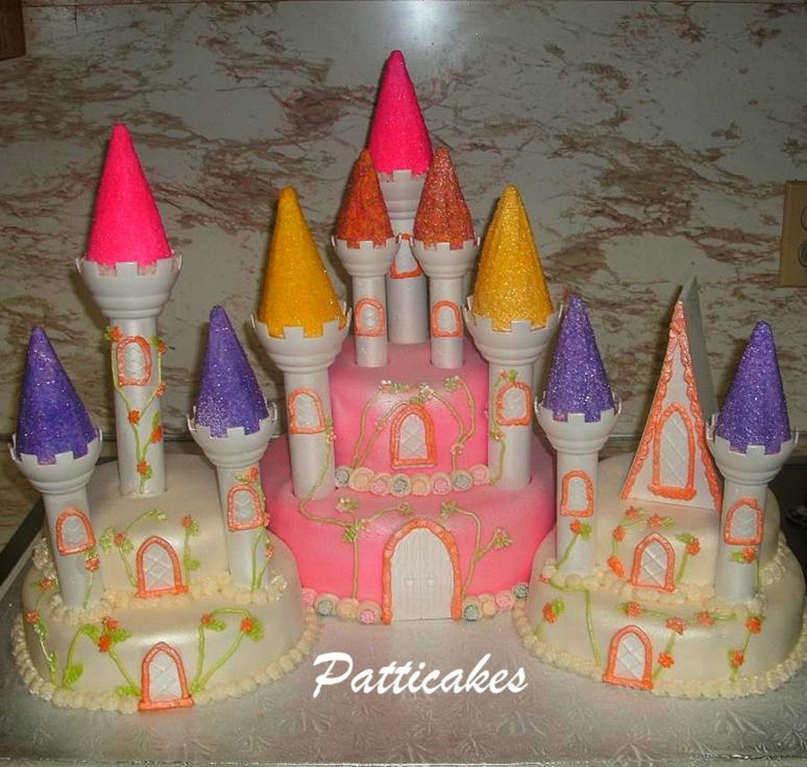 Grand Castle Cake - CakeCentral.com