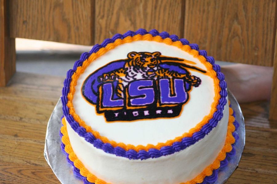 Lsu Tigers Cake - CakeCentral.com