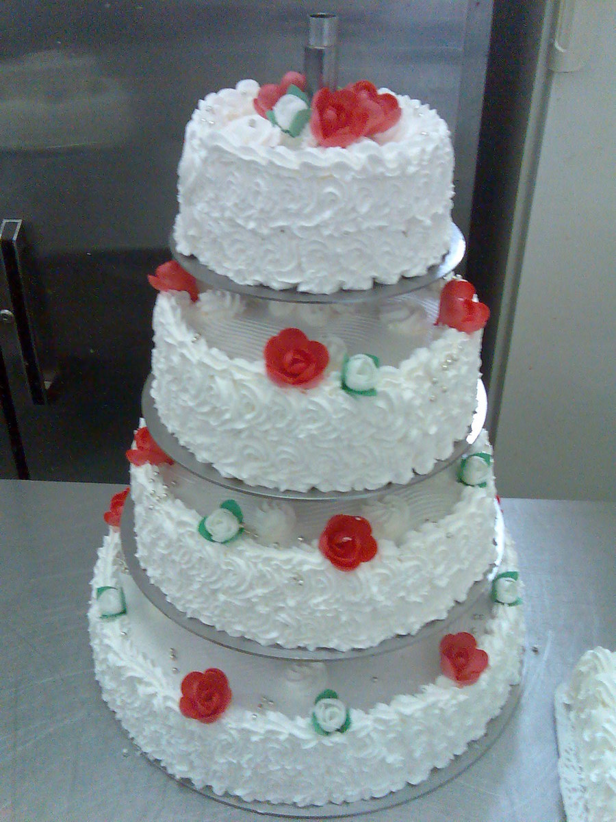 Round Wedding Cake - CakeCentral.com