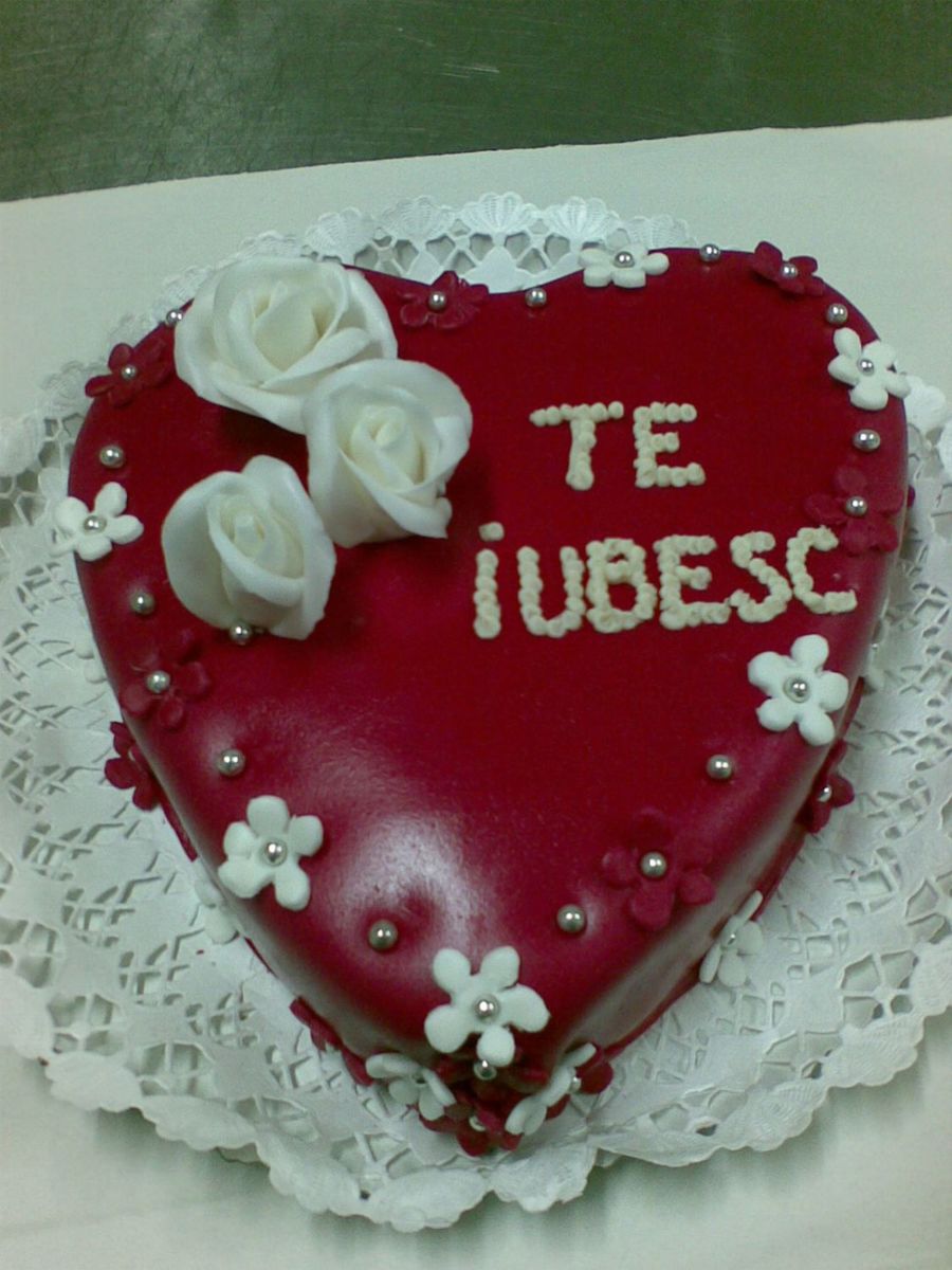 Emma009.jpg - CakeCentral.com