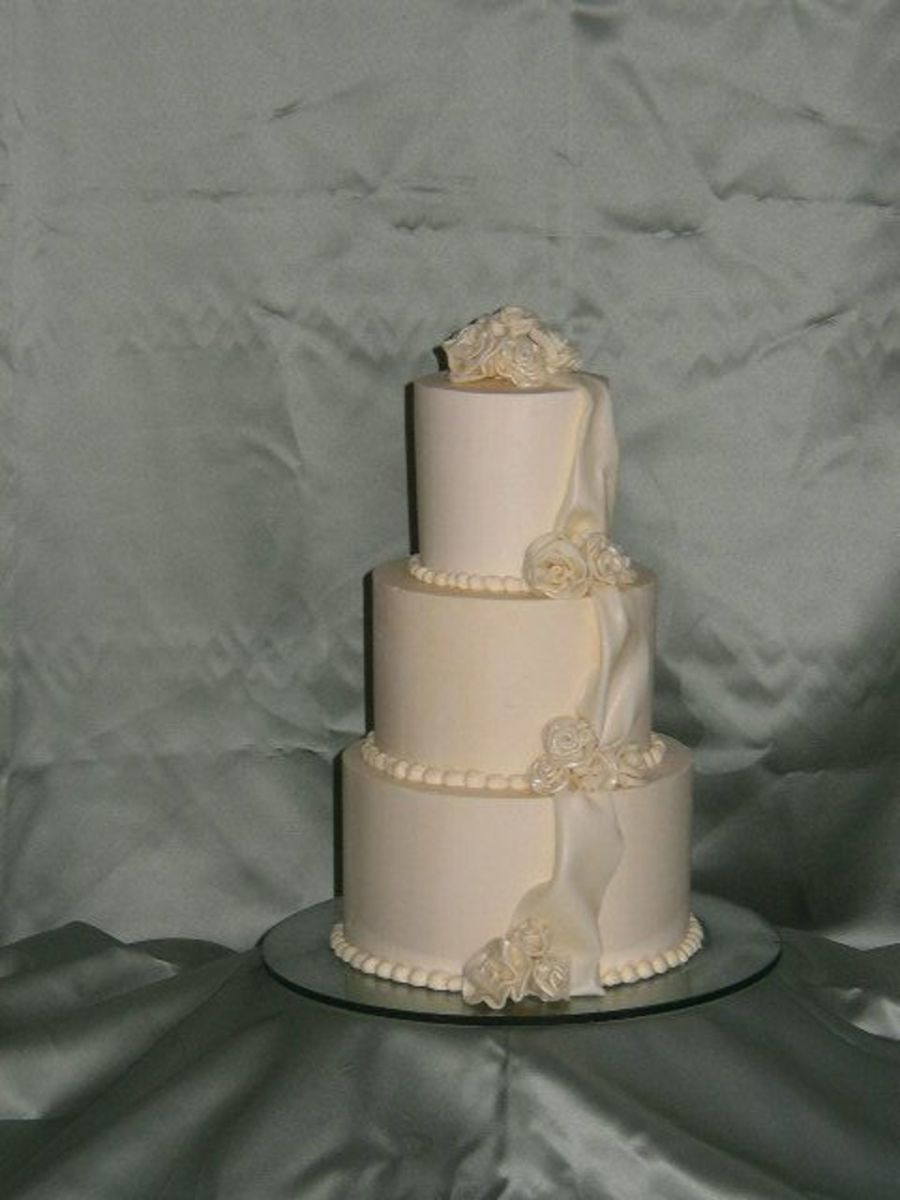Roses And Drapes... - CakeCentral.com