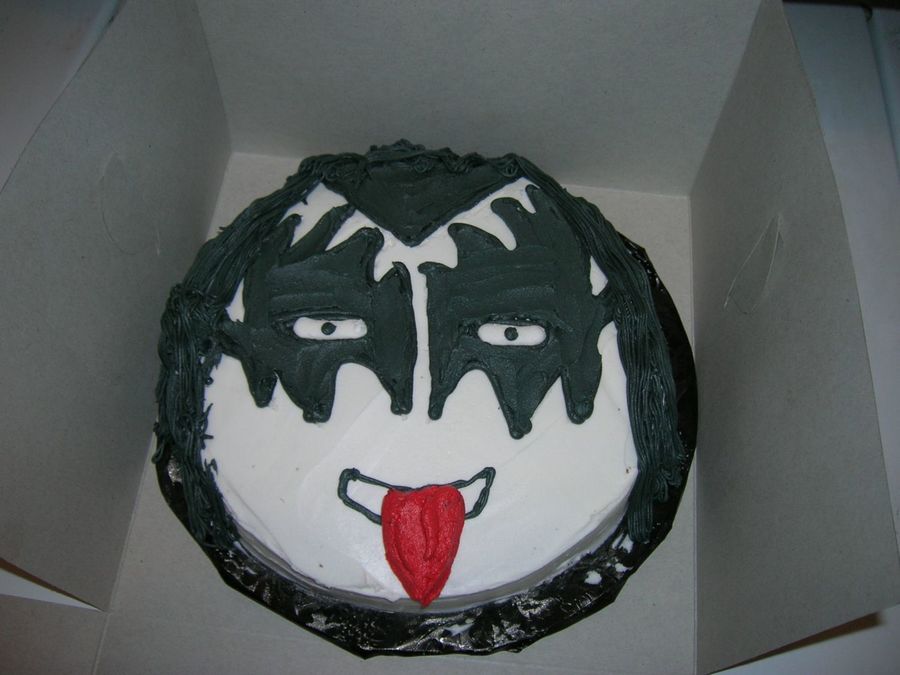 Gene Simmons - CakeCentral.com