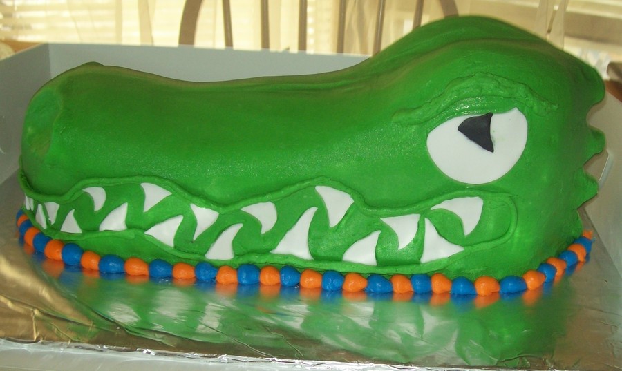 3D Gator Head - CakeCentral.com